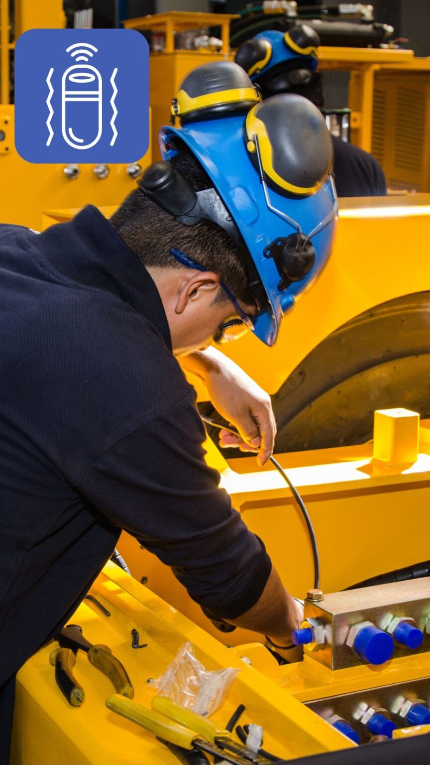 Boost Predictive Maintenance in Oil & Gas with Wearables & Vibration ...